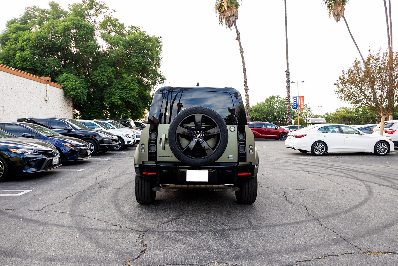 2022 LAND ROVER DEFENDER - 洛杉矶爱车网 LoveLAcARs